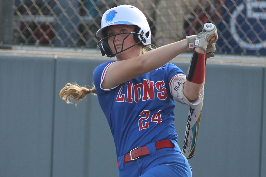 Softball playoffs: Leander finally figures out Hays, extends winning ...