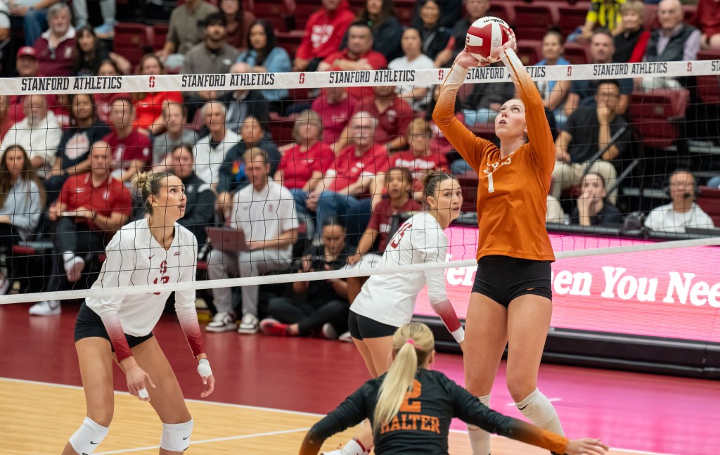 Texas volleyball releases 2025 schedule, will play first ever match in ...