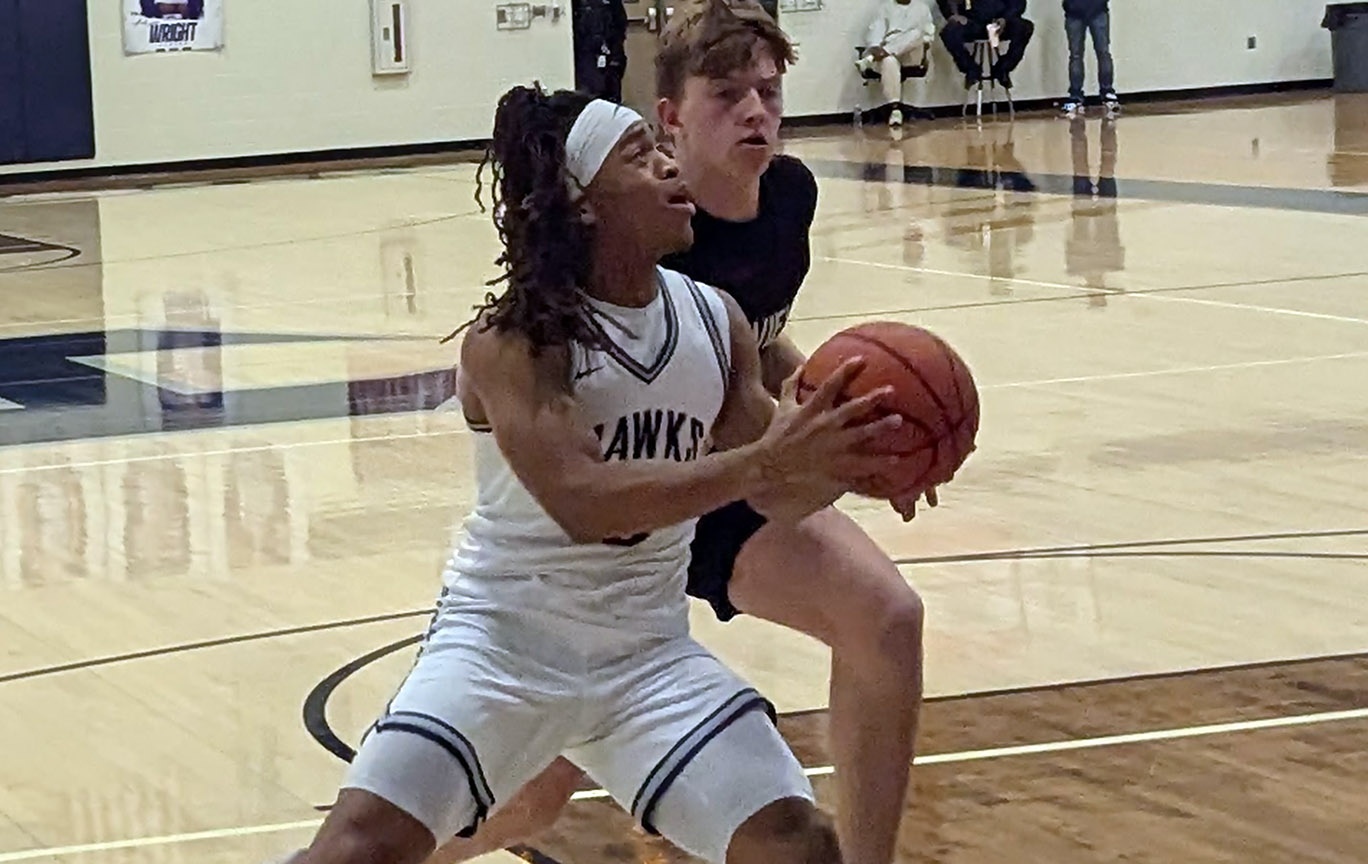 Boys basketball: Hendrickson holds off East View 56-53 for 13th ...